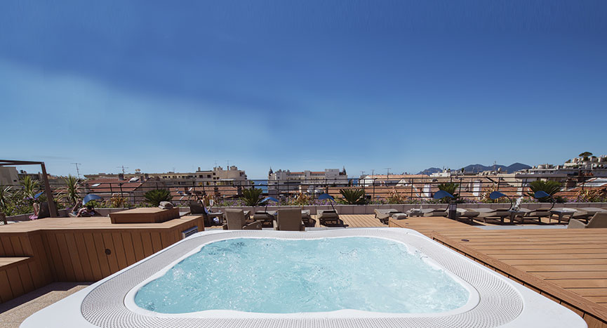 Live your Christmas Holiday with Jacuzzi | Jacuzzi® World